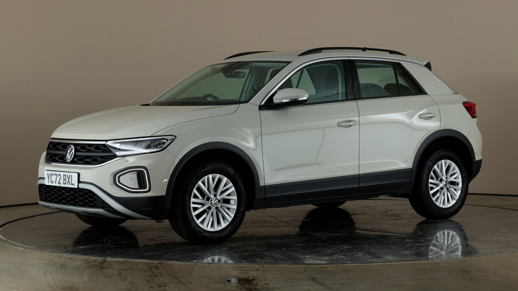 Used Volkswagen T-Roc Hatchback Lease Deals | Nationwide Vehicle Contracts