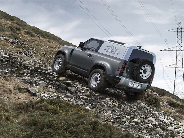 Land Rover Defender Commercial 90 3.0 D250 Hard Top X-Dynamic HSE Auto ...