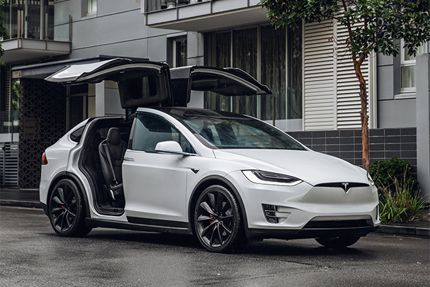Review of the Tesla Model X | Nationwide Vehicle Contracts