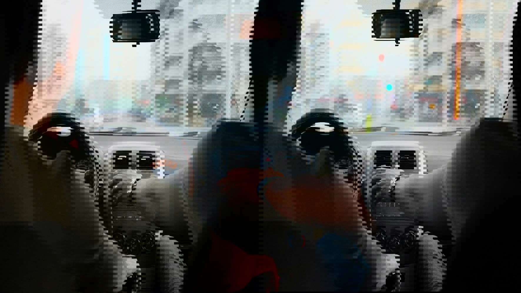 How to Maximise In-Car Comfort on Long Journeys | Nationwide Vehicle ...