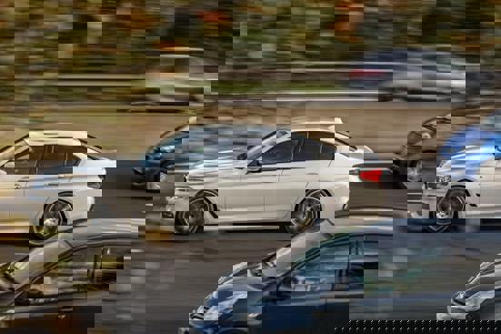 What is middle lane hogging and why is it dangerous? | Nationwide ...