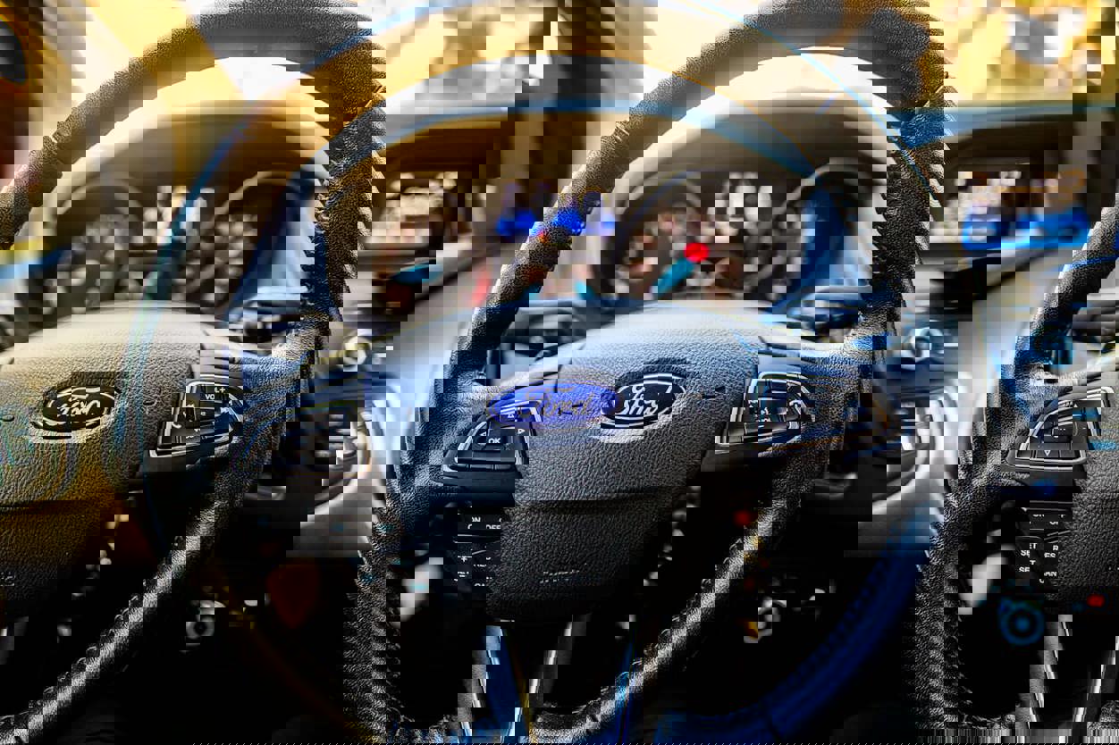 All You Need to Know About Cruise Control | Nationwide Vehicle Contracts