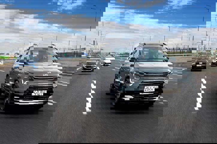 What is middle lane hogging and why is it dangerous? | Nationwide ...