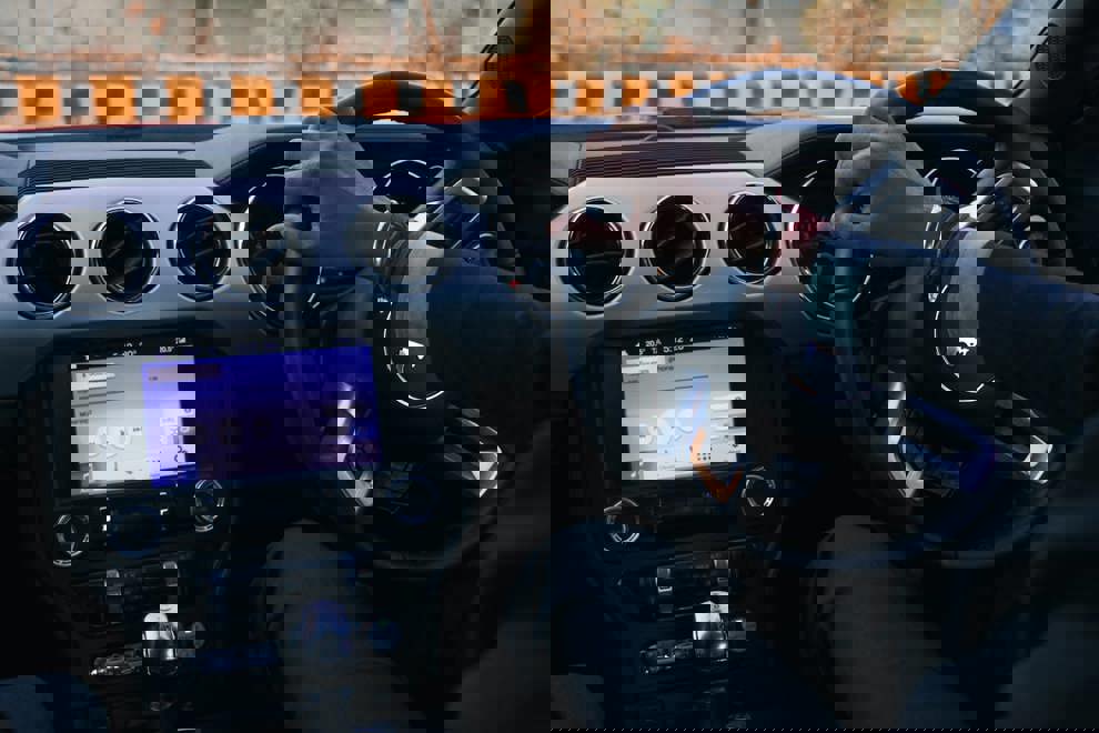 All You Need to Know About Cruise Control | Nationwide Vehicle Contracts