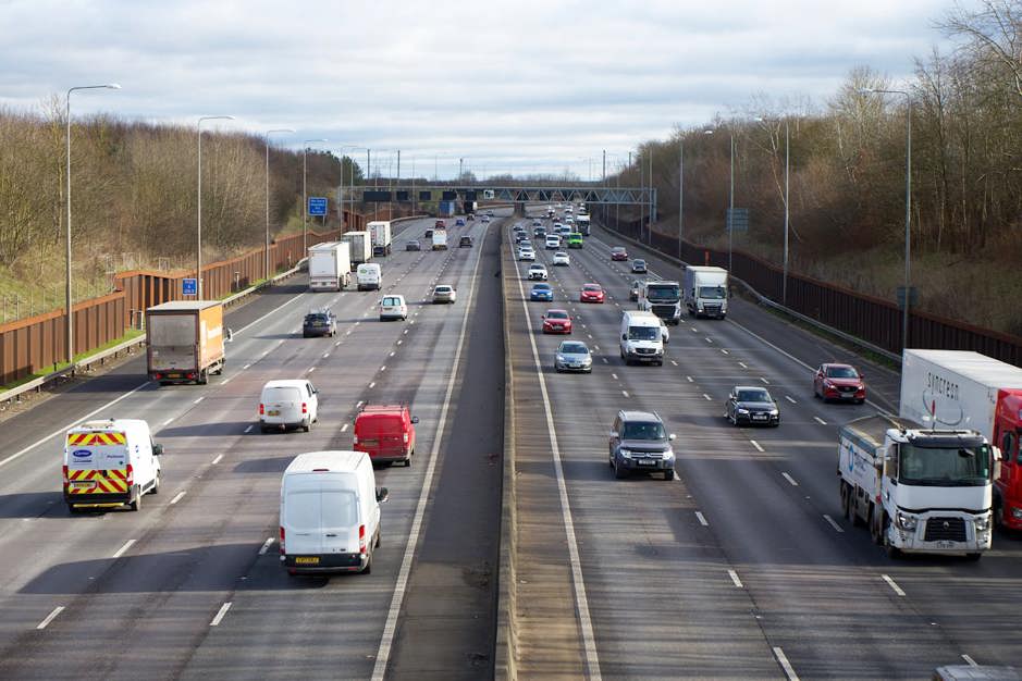 Do Minimum Speed Limits Exist in the UK | Nationwide Vehicle Contracts