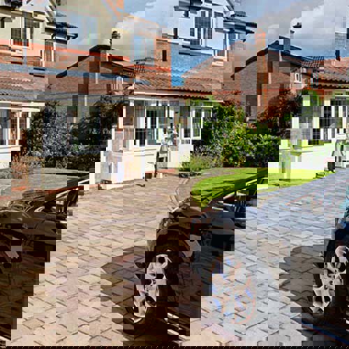 Off-street parking index | Nationwide Vehicle Contracts