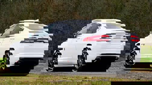 What is a Saloon Car? What to Know When Leasing | Nationwide Vehicle ...